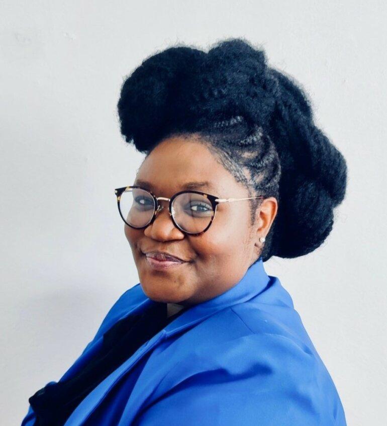 Mukondeleli Masiza | Insurance Chat